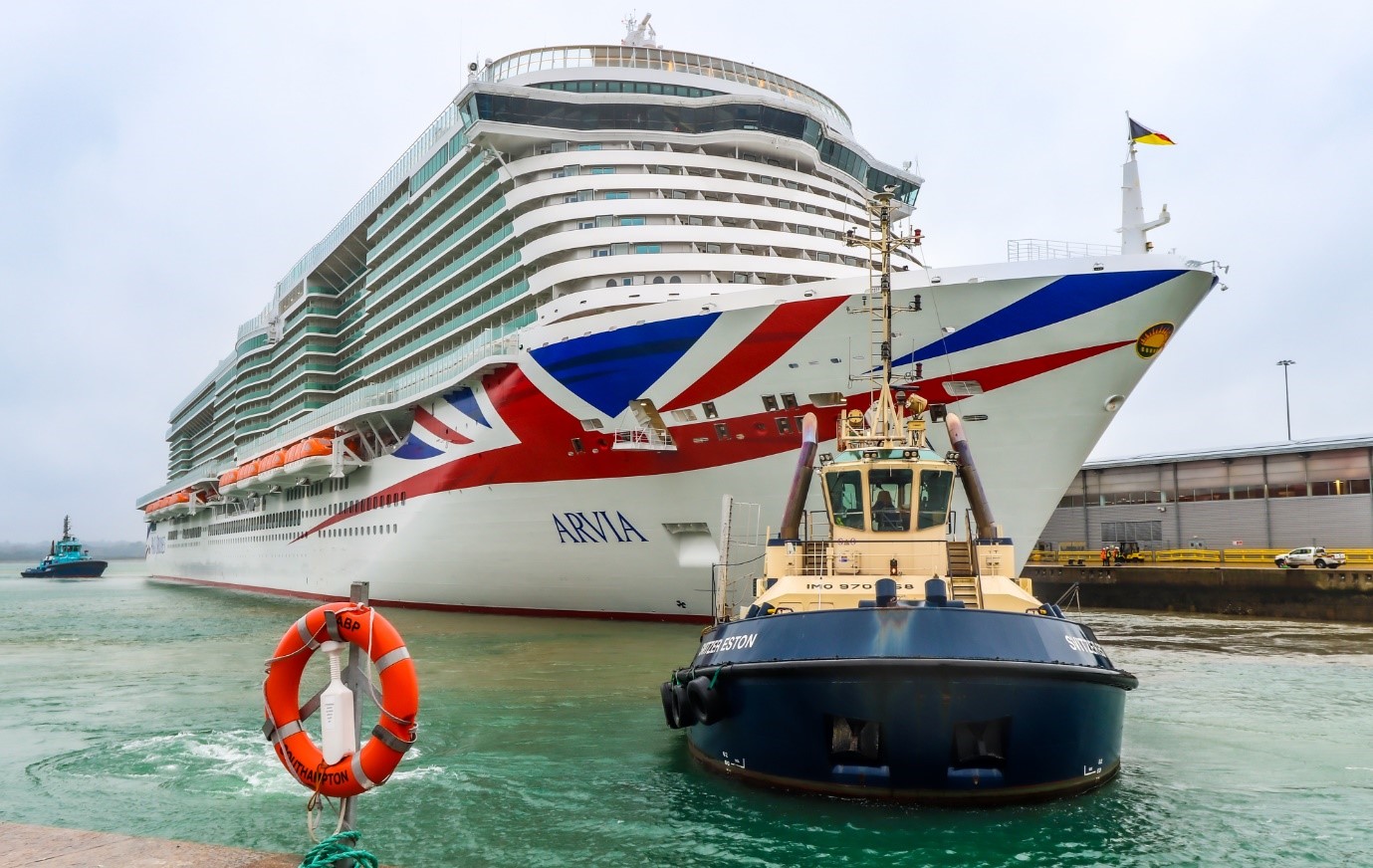 Port of Southampton welcomes P&O Cruises’ new ship Arvia - Cruise Britain